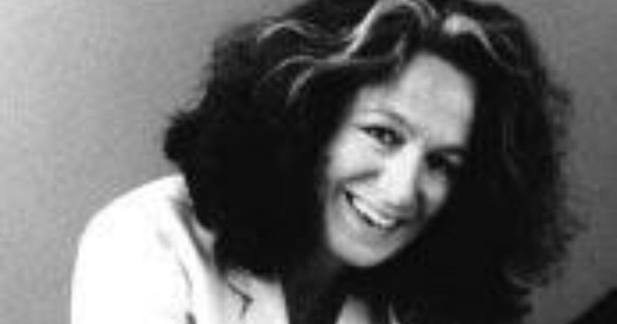 Evelyn Roll | ULLSTEIN