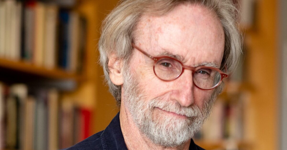 Stephen Holmes | ULLSTEIN